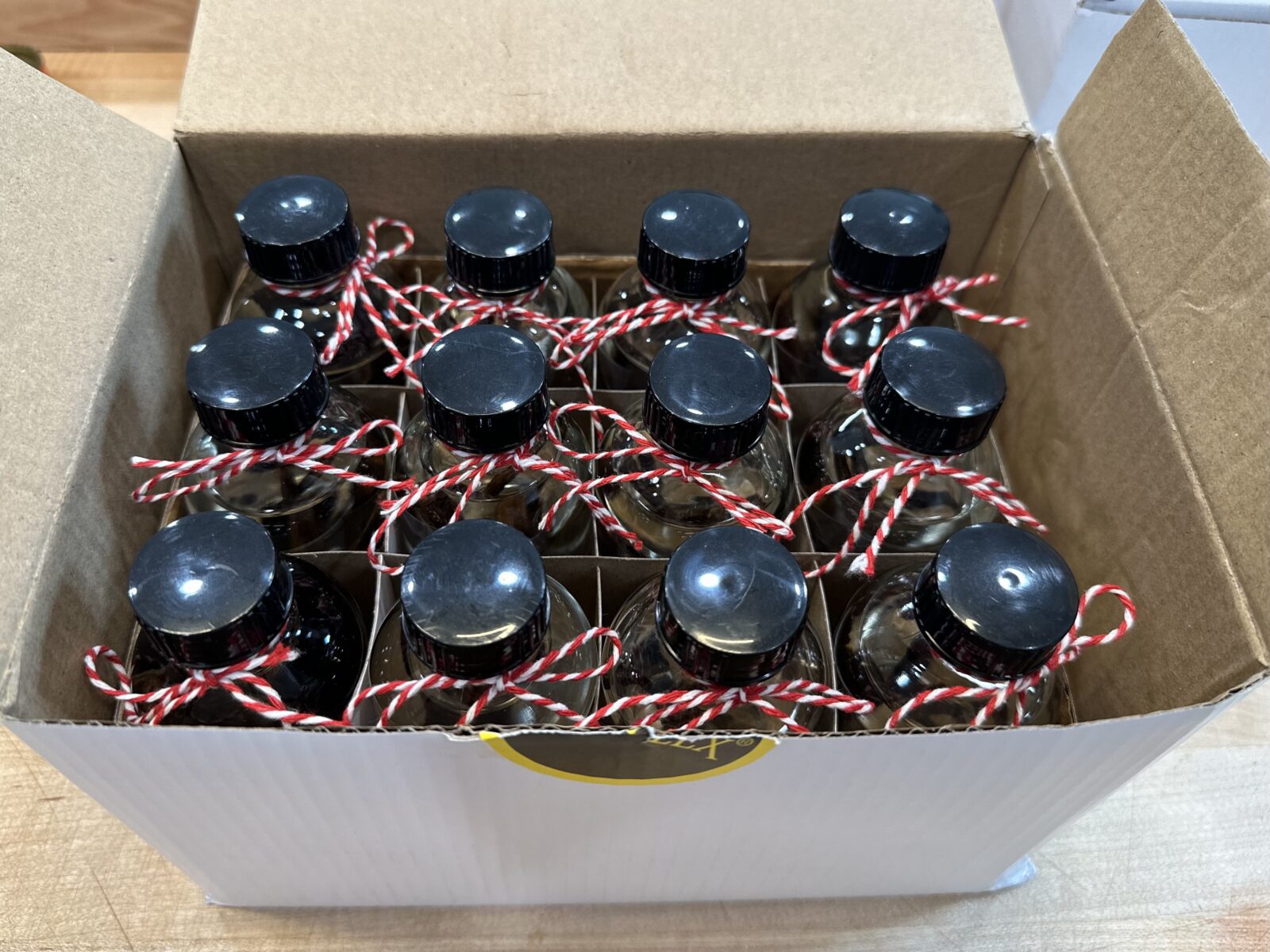 How to Make Homemade Vanilla Extract - The Good Wrench