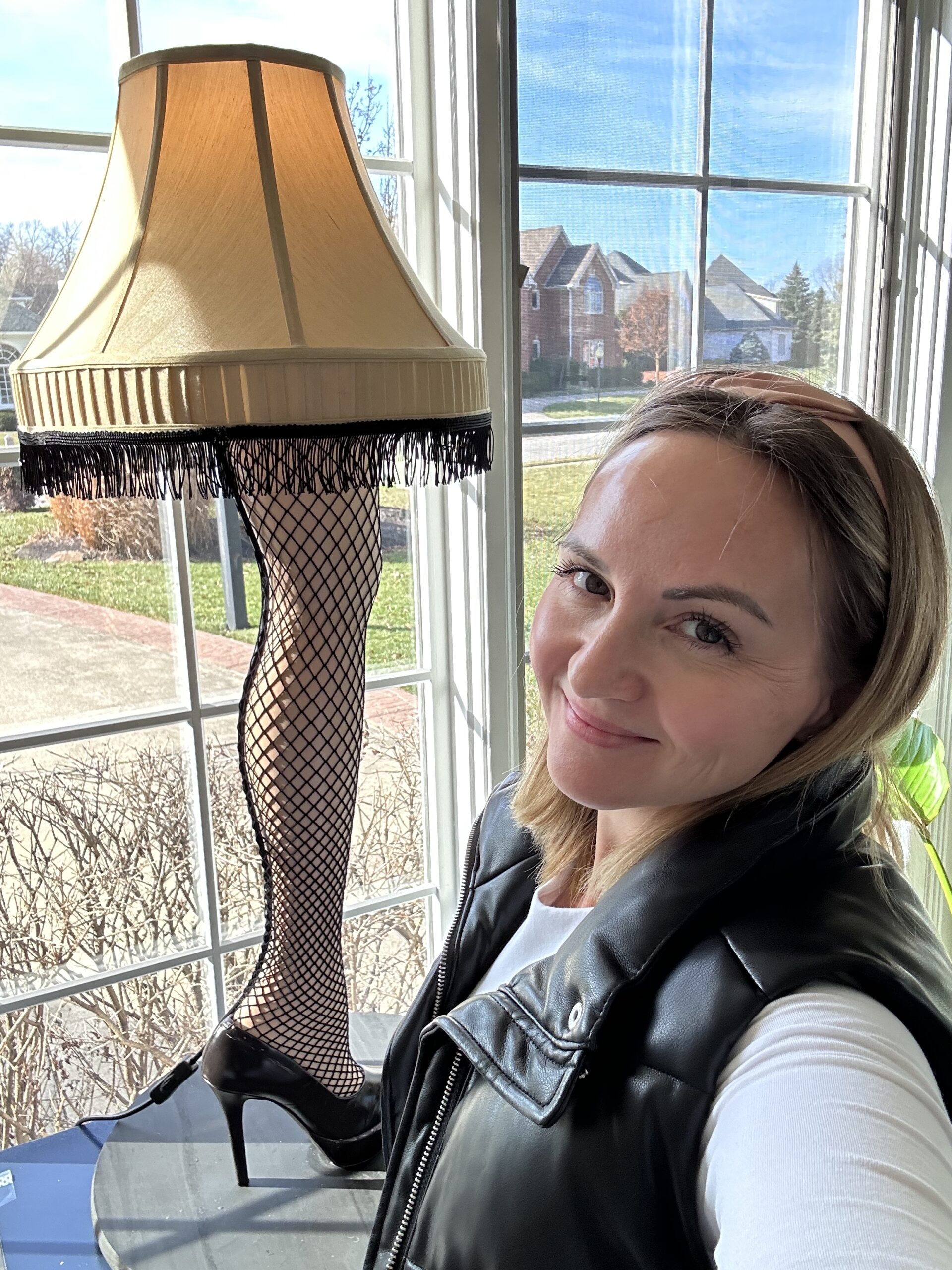 How to Make A Leg Lamp: A Christmas Story Classic DIY - The Good Wrench